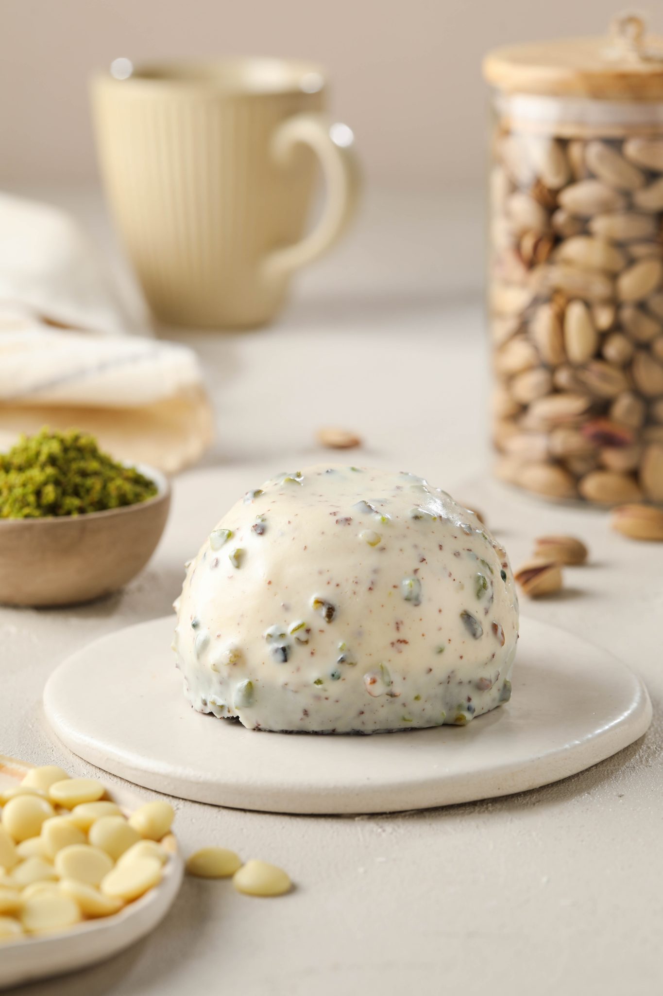 White Chocolate Pistachio Mini Cake – Bazaar Import